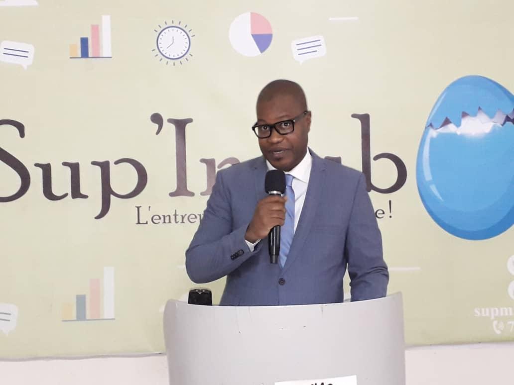 Lutte contre le chômage au Mali : Sup’management lance Sup’Incub ...