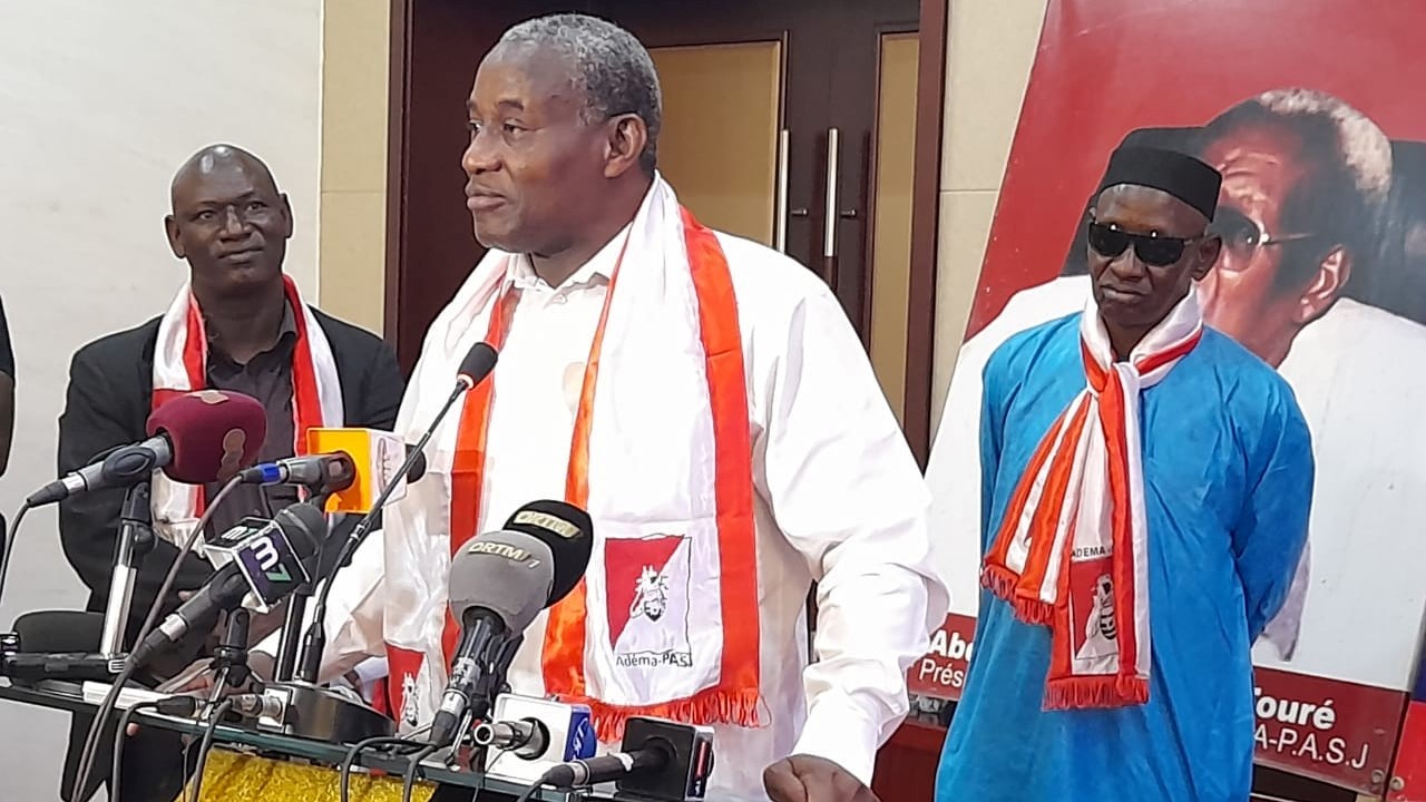 ADEMA-PASJ : Le bilan des 10 ans de Gouvernance sous Alpha Oumar Konaré ...