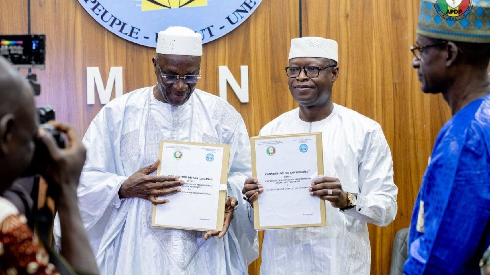 Mali : Signature de convention de partenariat entre le ministère de l’éducation nationale et l ...